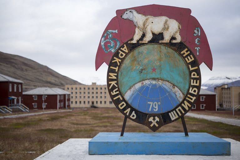 A Tour to Pyramiden: Soviet Ghost Town in Svalbard – Dark Tourists